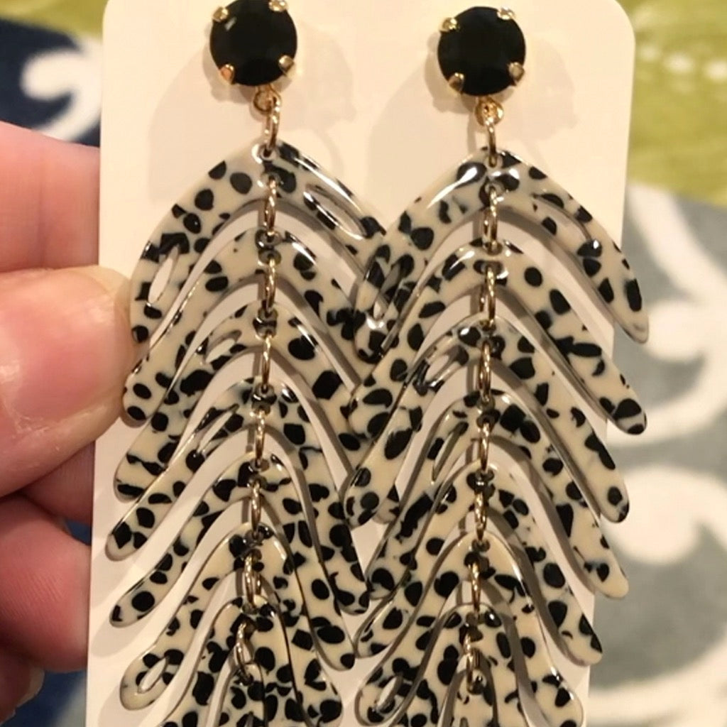 Long Leaf Drop Lightweight Statement Earrings | Luster – Outer Layer