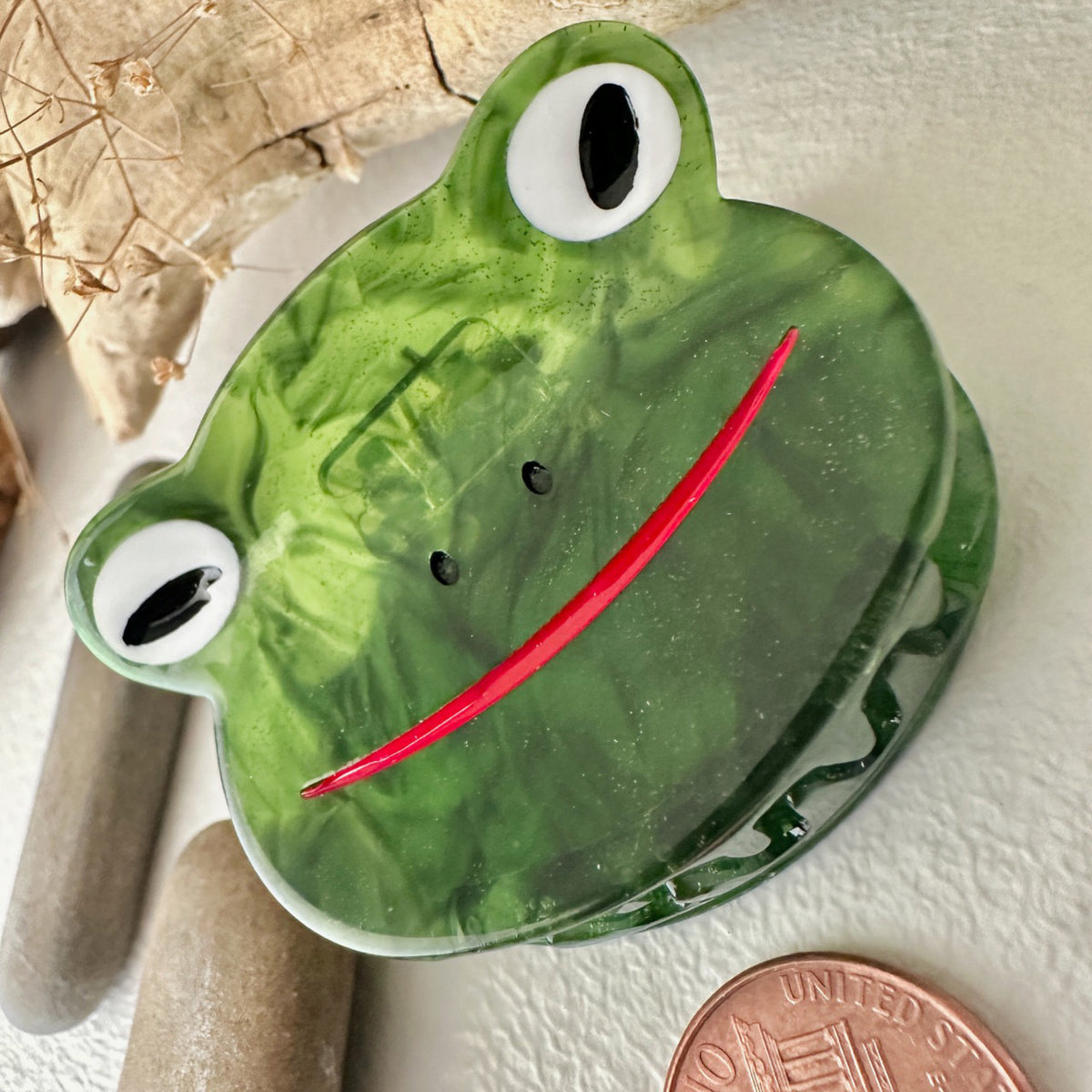 Green Frog Hair Claw | Pika & Bear – Outer Layer