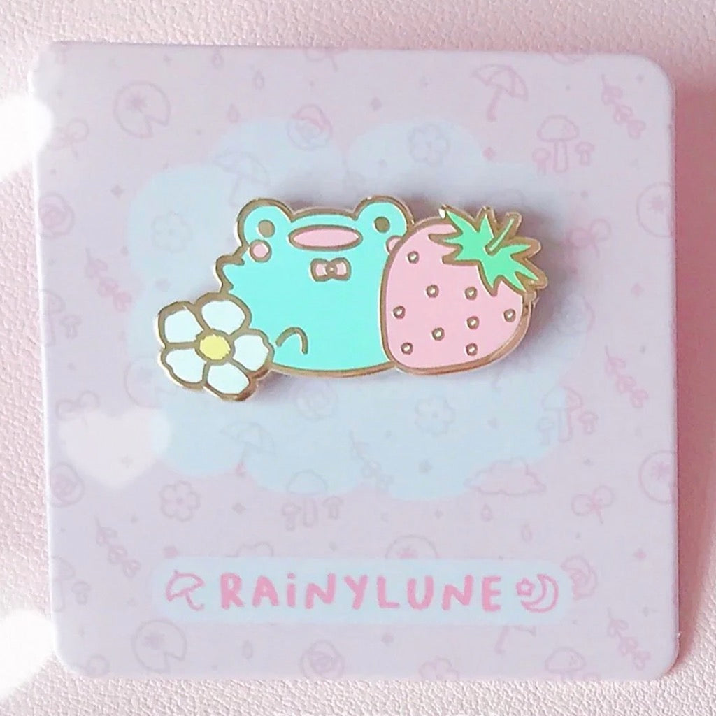 Strawberry Friend The Frog Pin | Rainylune – Outer Layer