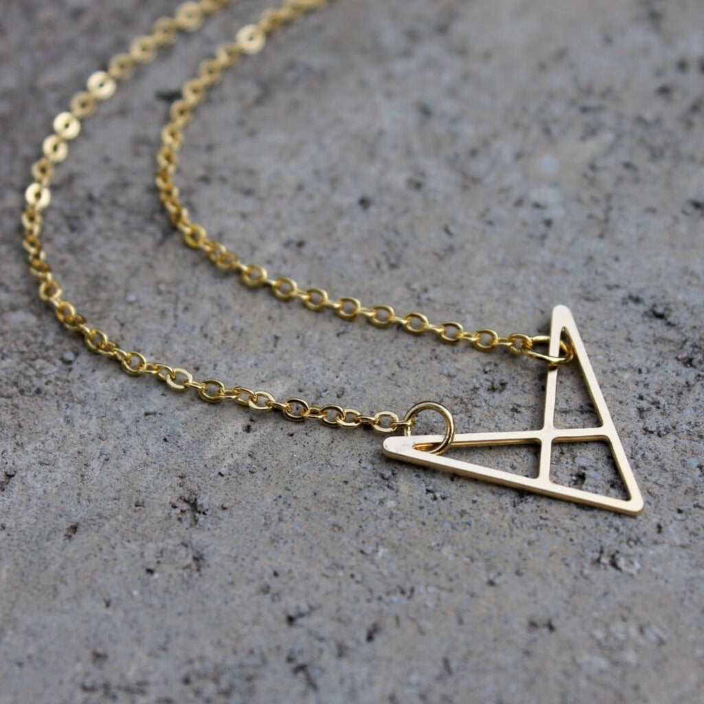 Crossed Triangle Necklace | Vintage Acorn – Outer Layer