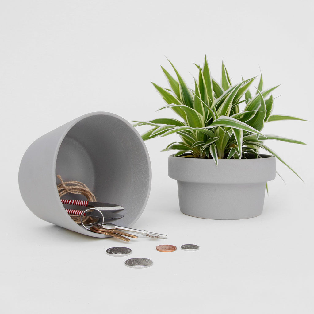 Plant Pot Hideaway | SuckUK – Outer Layer
