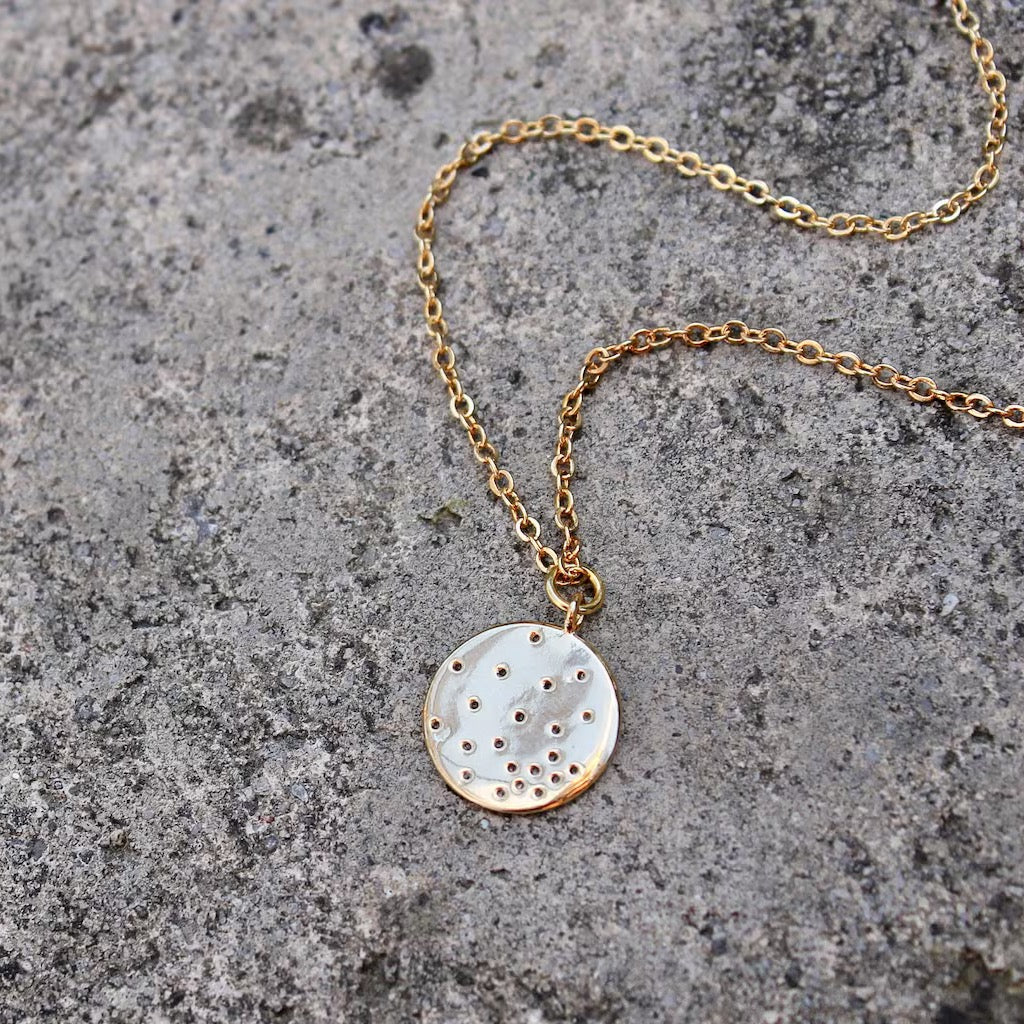 Starlight Disc Necklace | Vintage Acorn – Outer Layer